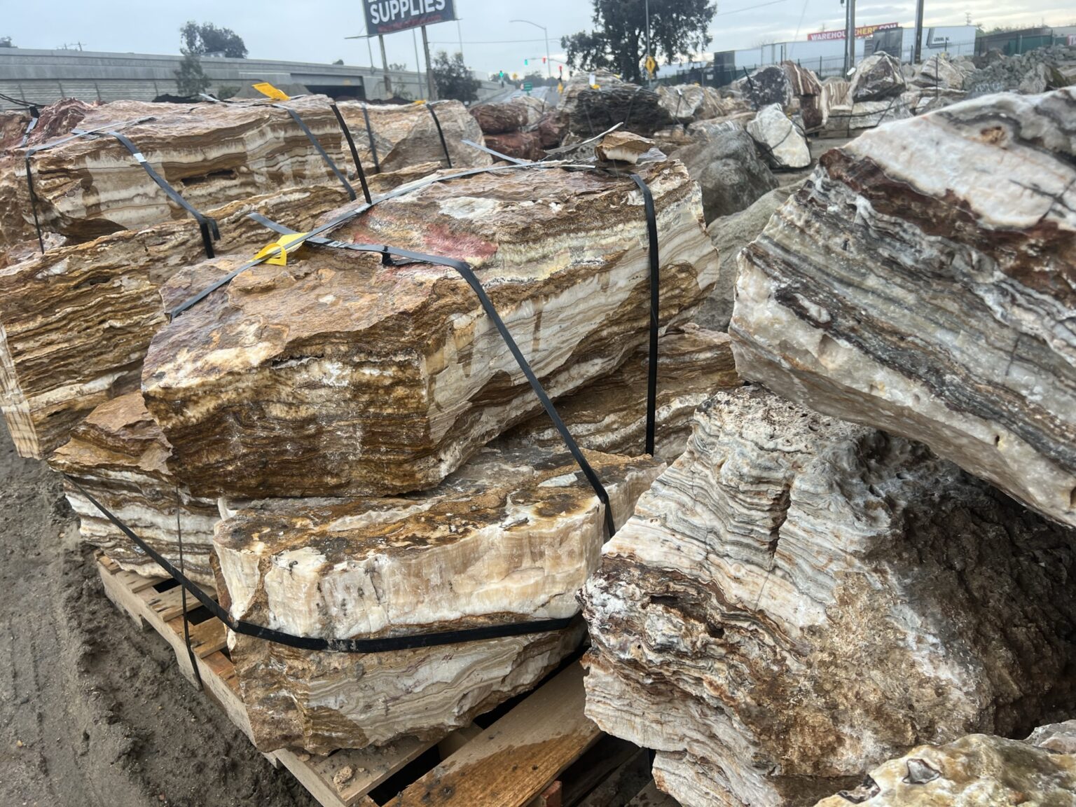 Landscape Boulders - Rosenbalm Rockery
